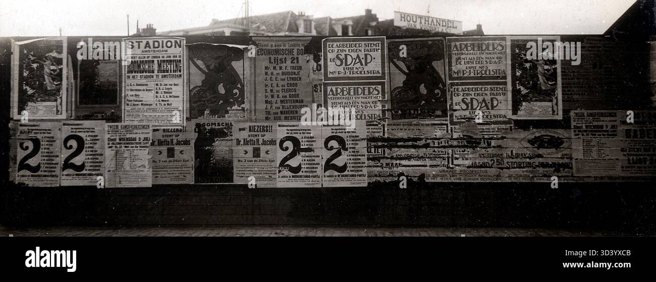 Verkiezingsposters hi-res stock photography and images - Alamy