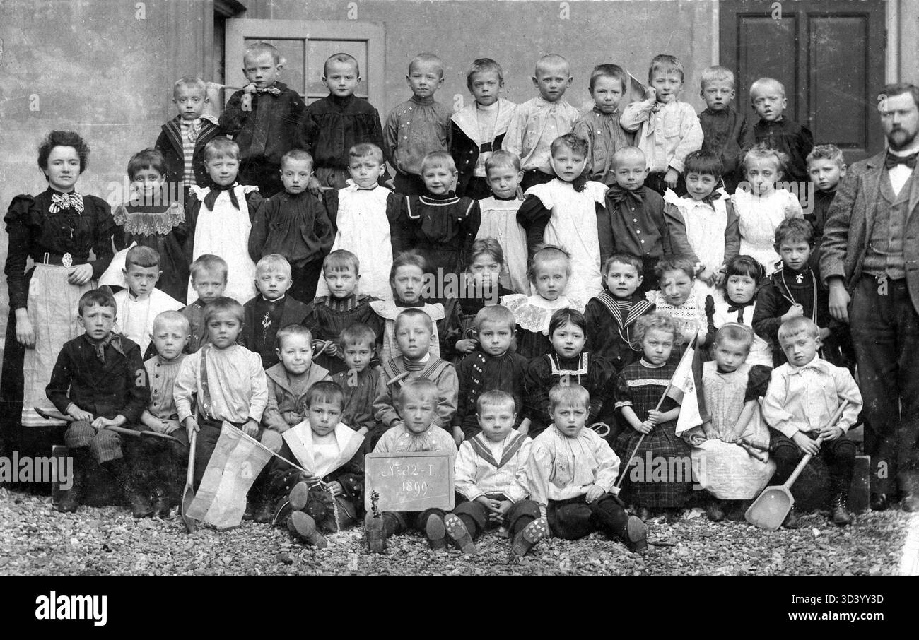 1899 school building Black and White Stock Photos & Images - Alamy