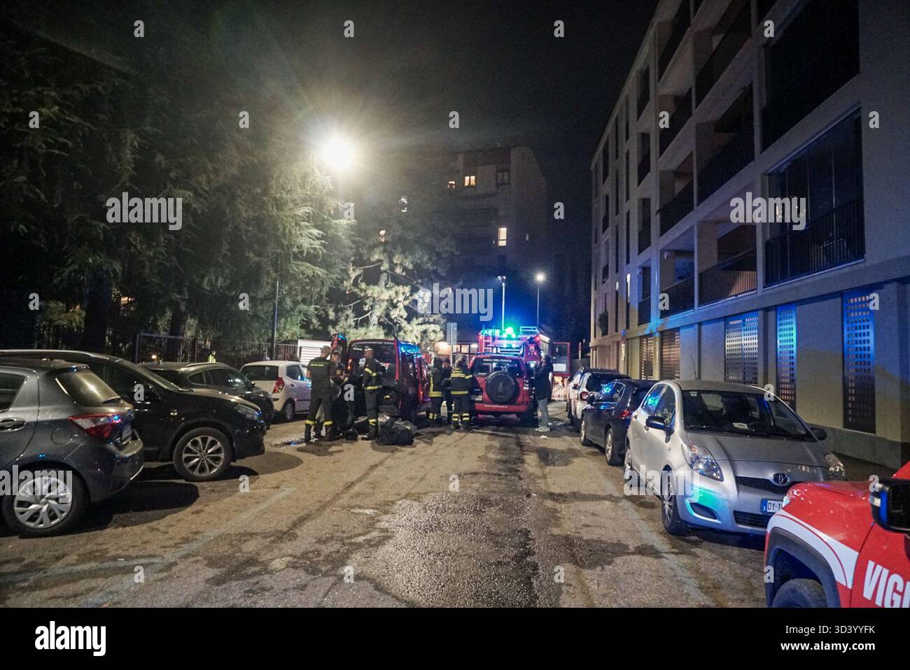 MILAN - Fire at Via Rucellai 20 in the northern outskirts of Milan ...
