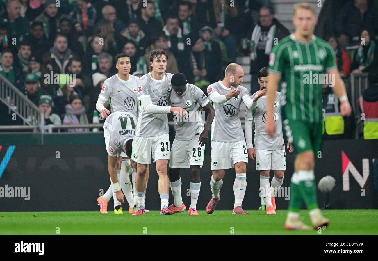 0:1 Goal [goal], cheers, from left to right the scorer Mattias Svanberg ...