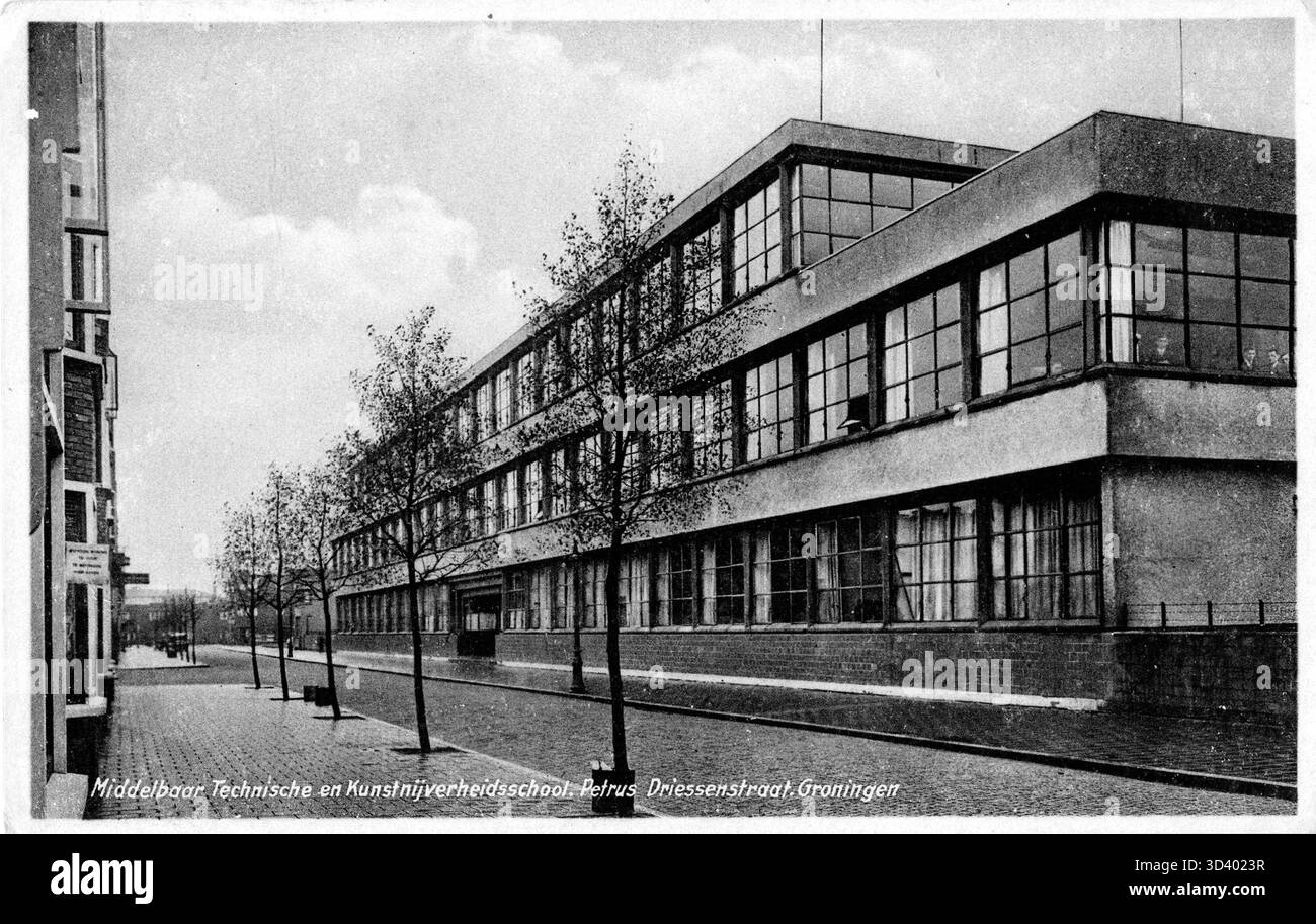 This photograph from 1925-1935 depicts the Middelbaar Technische en ...