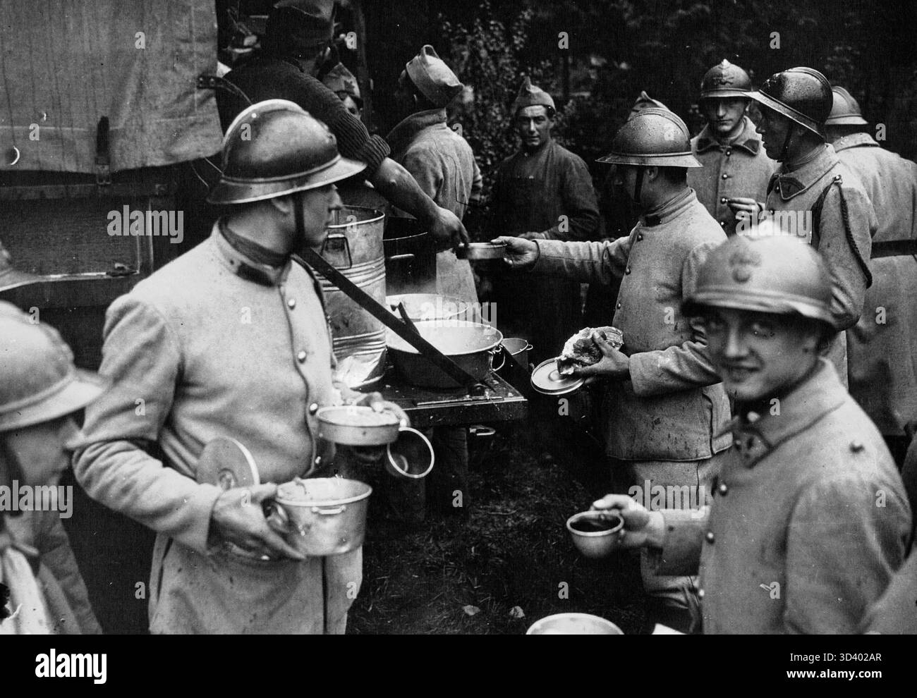 Featuring a soldier Black and White Stock Photos & Images - Alamy