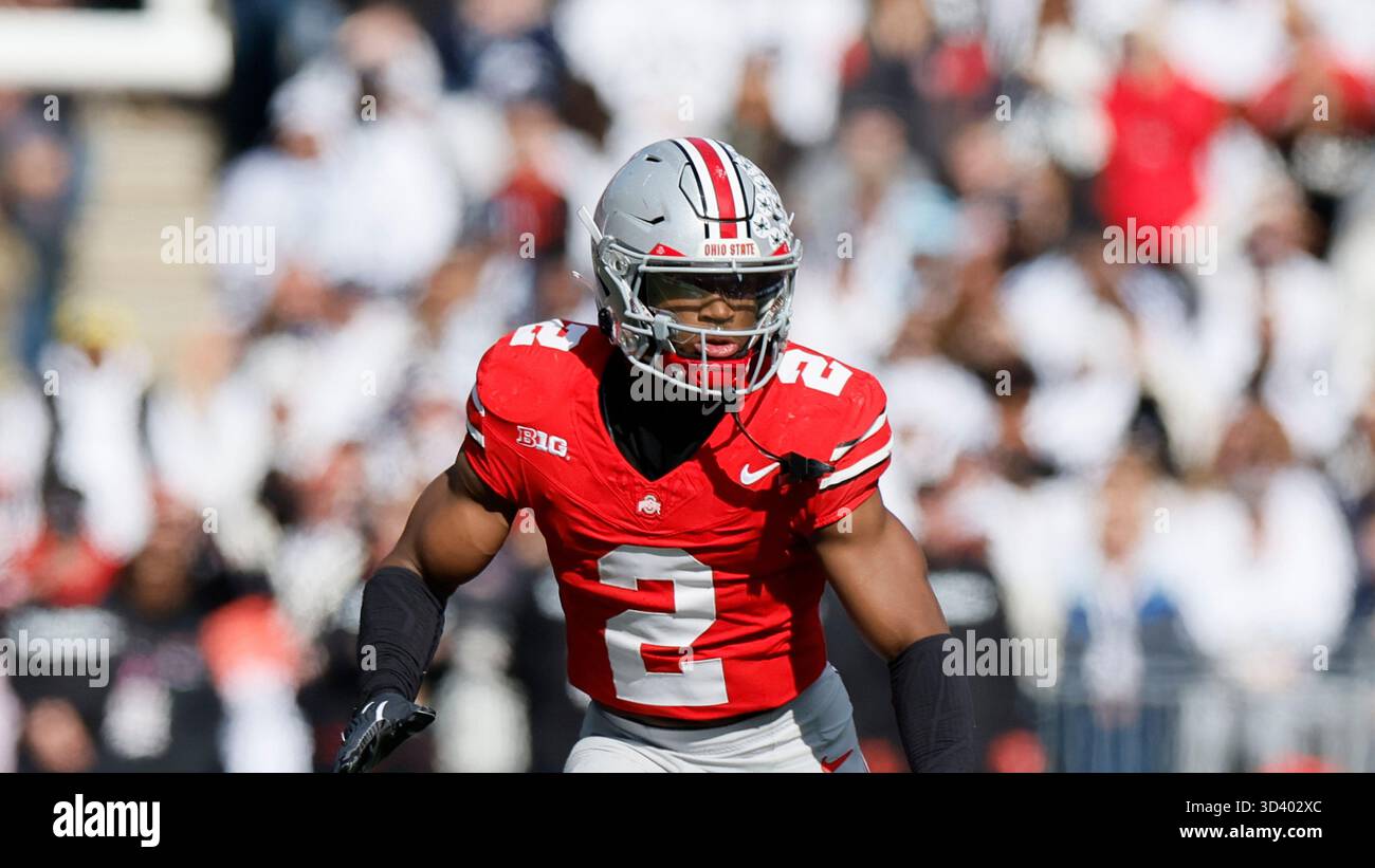 Ohio State defensive back Caleb Downs plays against Penn State during ...