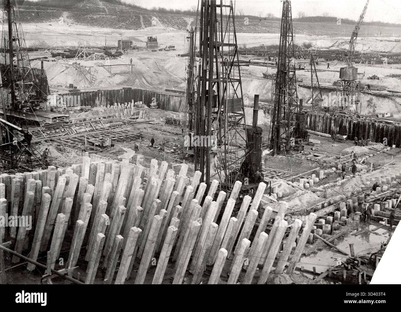 In 1924, construction of the world’s largest lock in IJmuiden began to ...