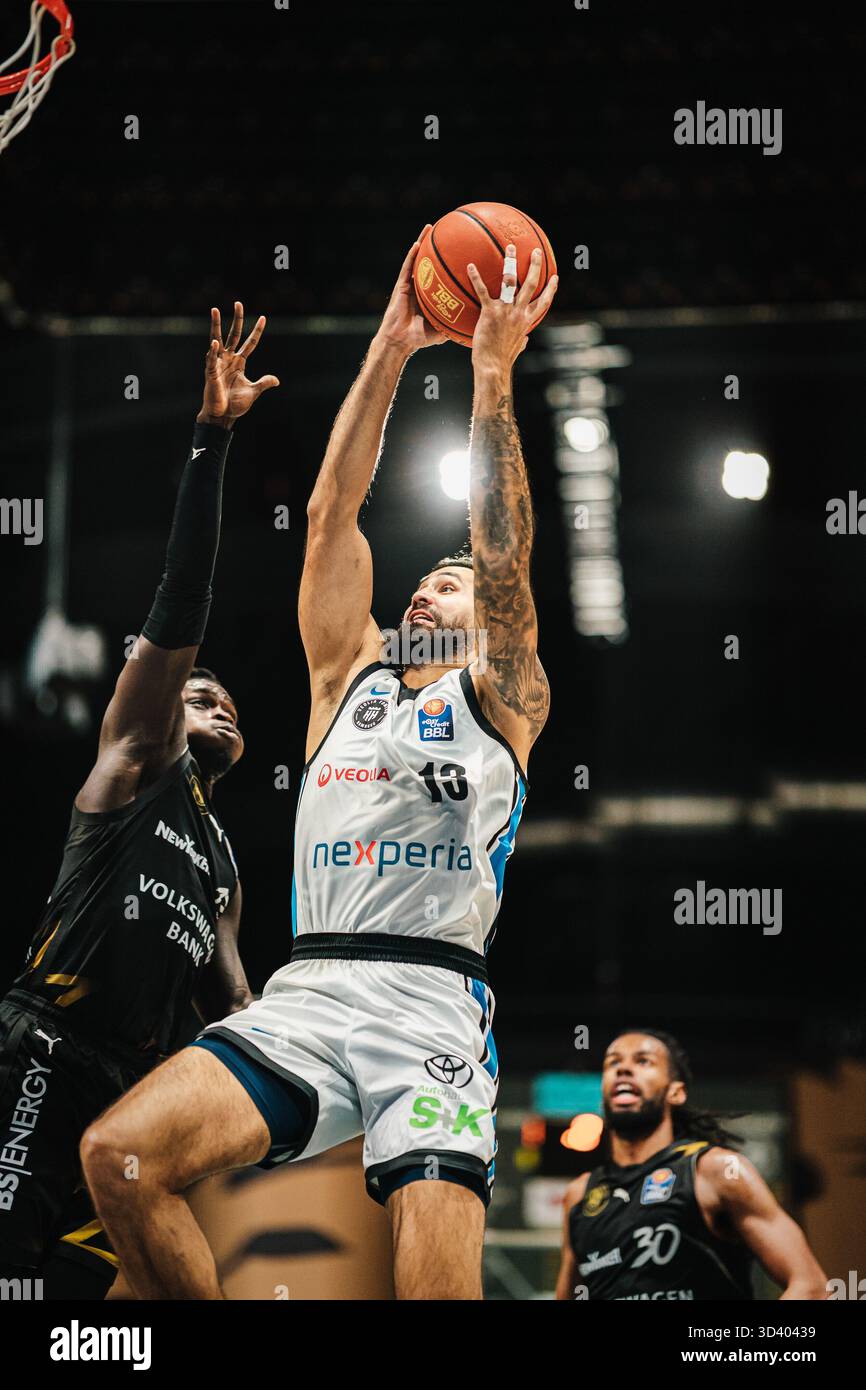 Martin Breunig (Hamburg Towers, 13) shoots during Easycredit BBL ...