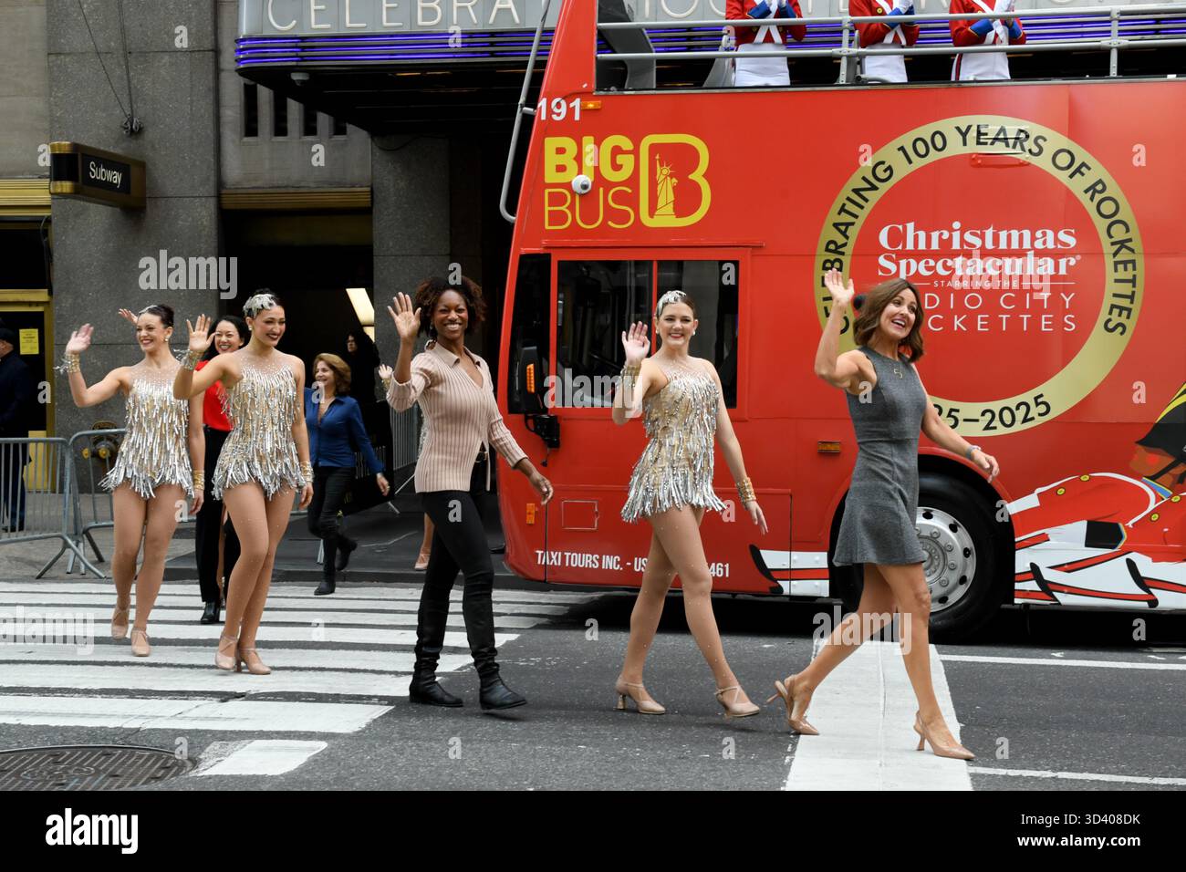 Former and current Radio City Rockettes perform during the Radio City ...
