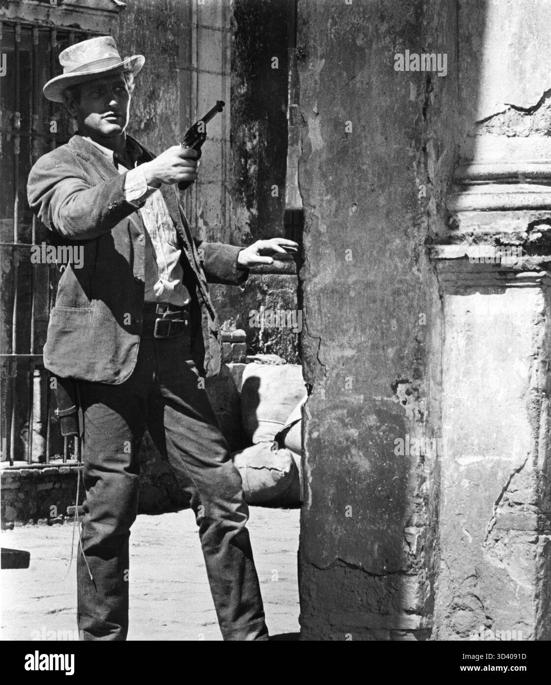 PAUL NEWMAN as Butch Cassidy in BUTCH CASSIDY AND THE SUNDANCE KID 1969 ...