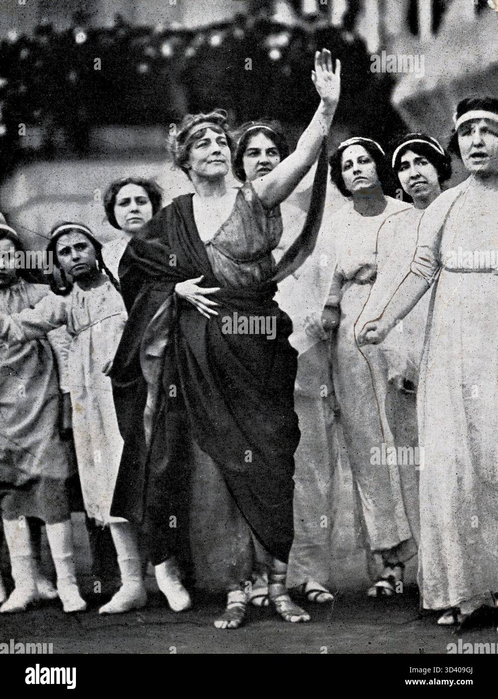 1913 suffrage parade in hi-res stock photography and images - Alamy