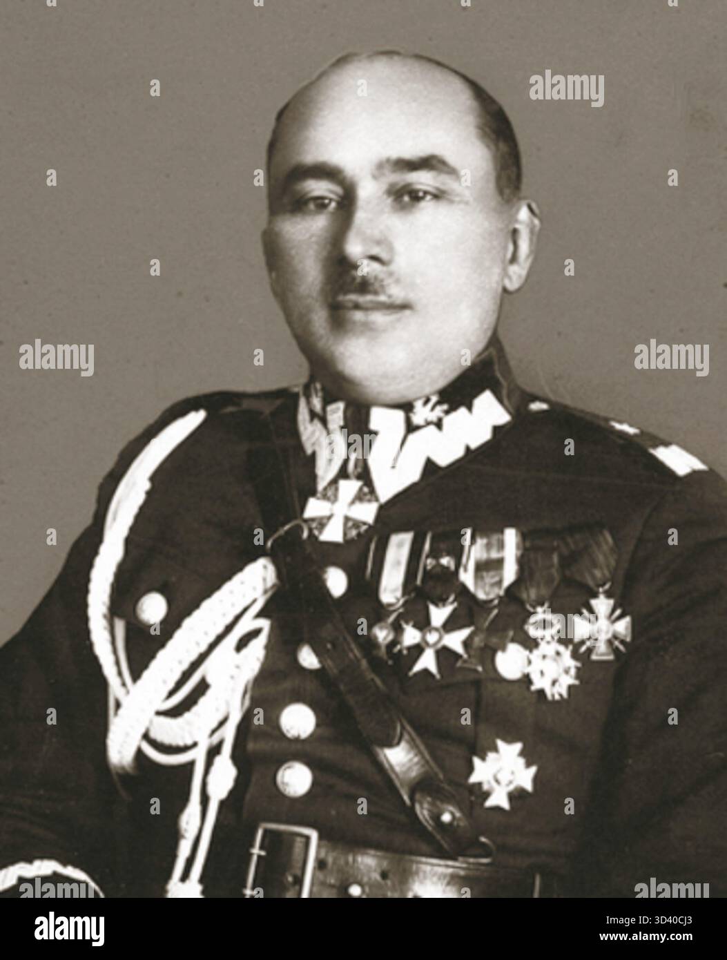 Stanislaw Oktawiusz Malachowski (1882-1971) was a prominent General of ...