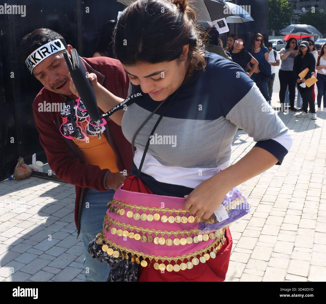 AMBIENTE ENTRADAS SHAKIRA Quito, Thursday, November 6, 2025 Dozens of ...
