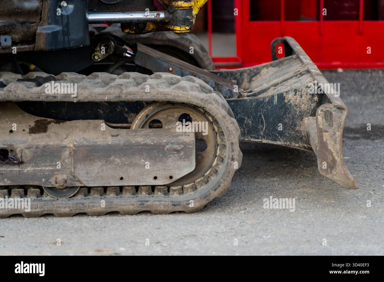 Industrial mini excavator undercarriage hi-res stock photography and ...