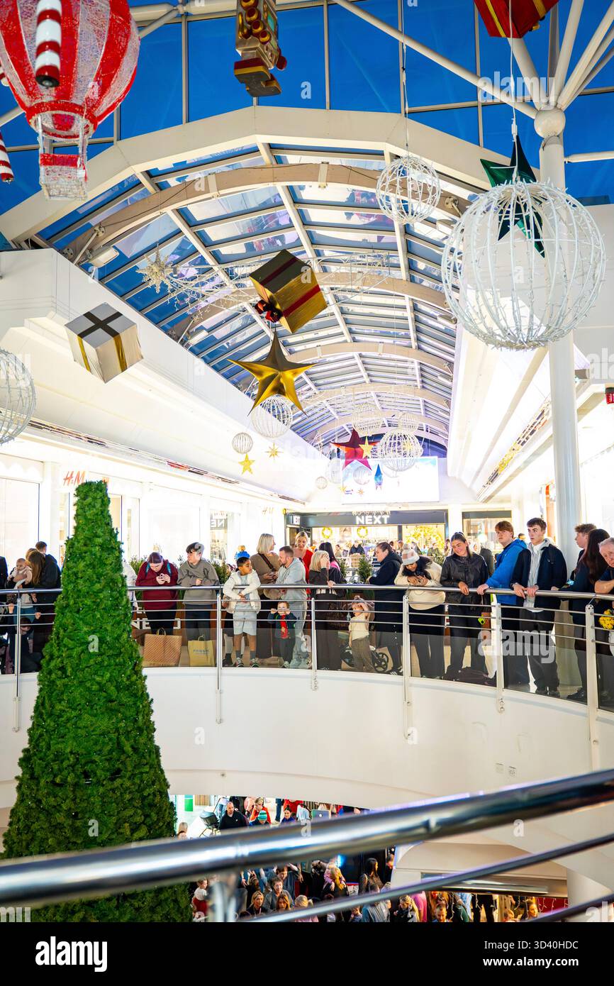 Derry, Northern Ireland. 7 November 2025. Families line the balconies ...