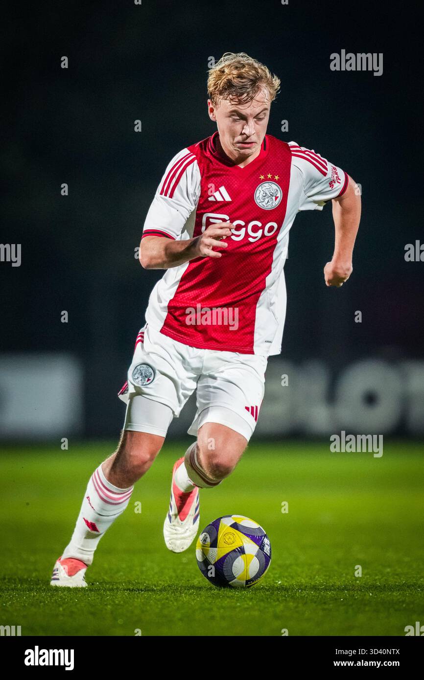 AMSTERDAM , 07-11-2025 , Sportcomplex de Toekomst , season 2025 / 2026 ...