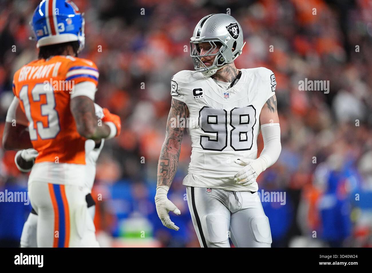 Las Vegas Raiders defensive end Maxx Crosby (98) in the second half of ...