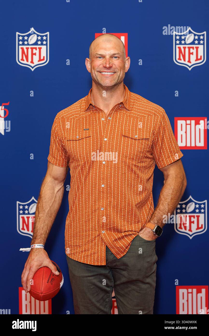 Empfang - BILD NFL TOUCHDOWN BERLIN - Joe Thomas beim BILD TOUCHDOWN ...