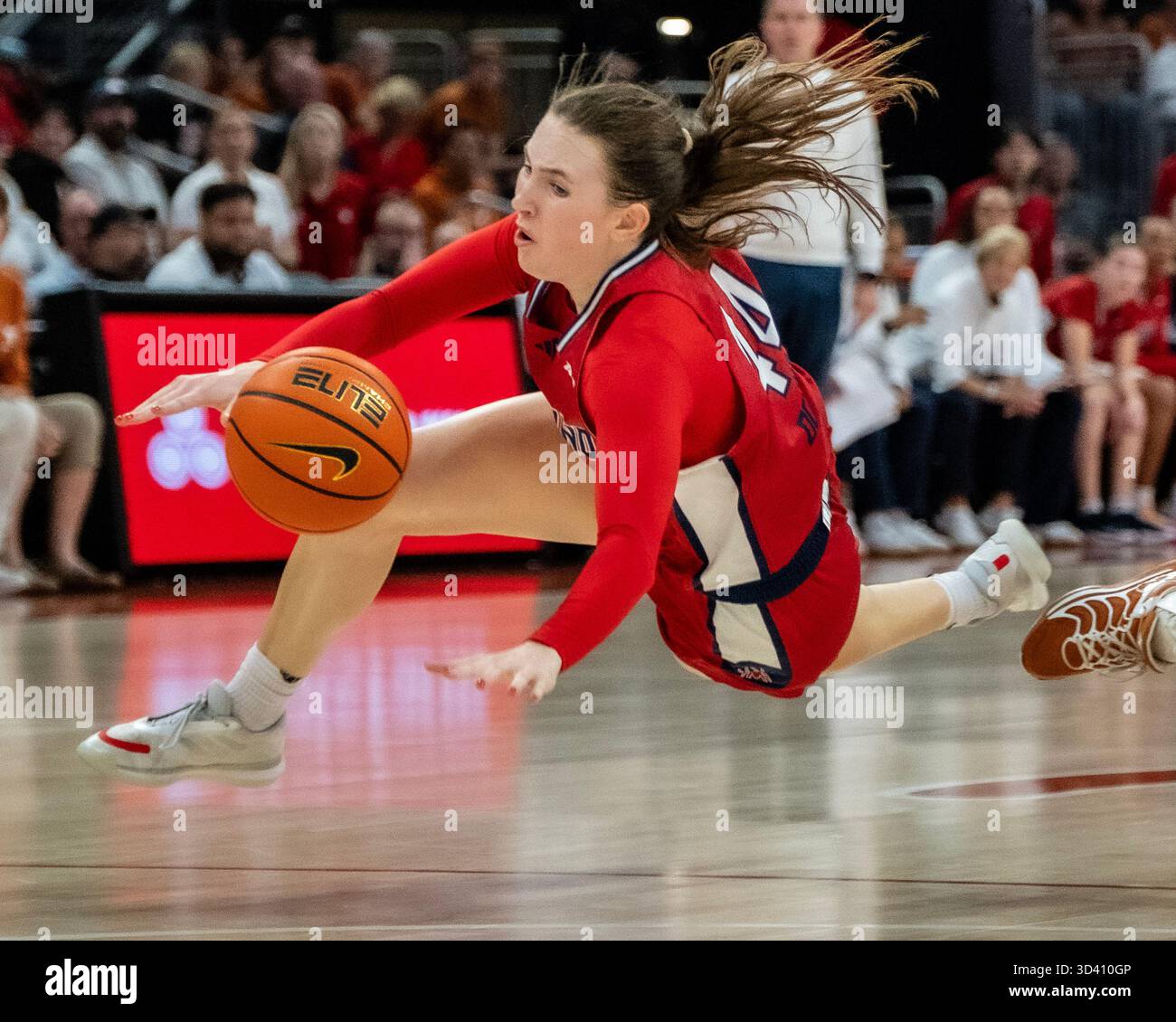 Nov 7 , 2025. Maggie Doogan (44) of the Richmond Spiders in action vs ...