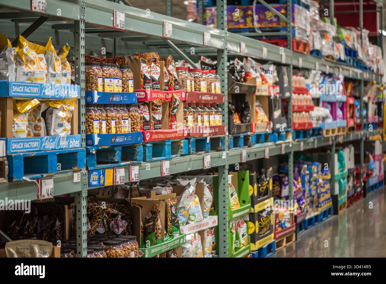 Busy snack aisle in hi-res stock photography and images - Alamy