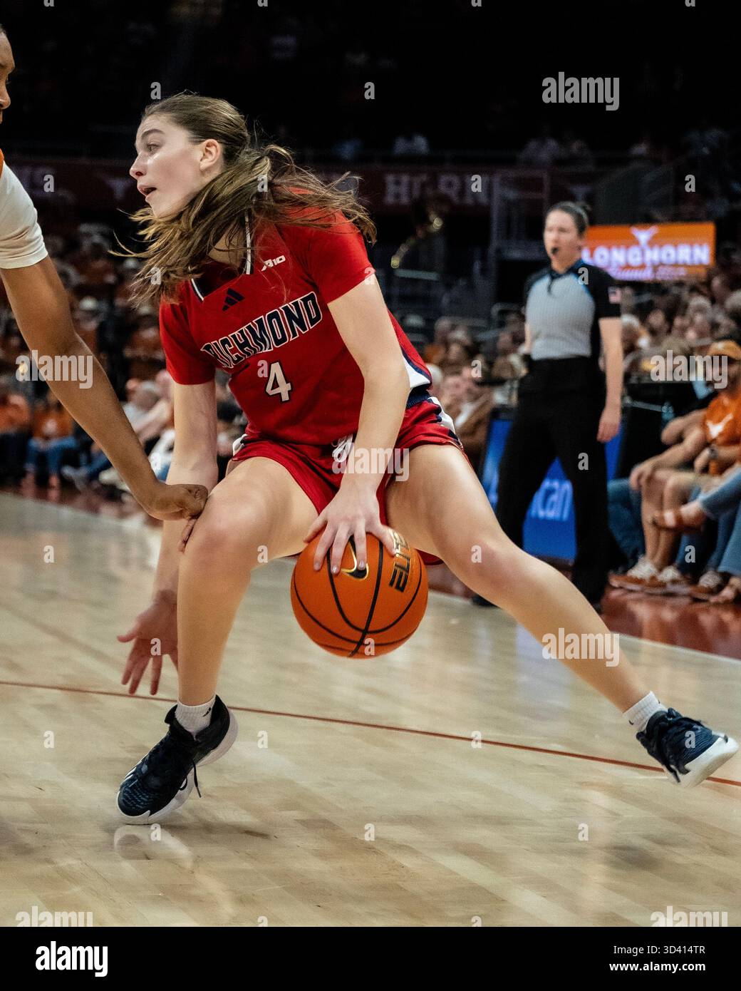 Nov 7 , 2025. Ava Persichetti (4) of the Richmond Spiders in action vs ...