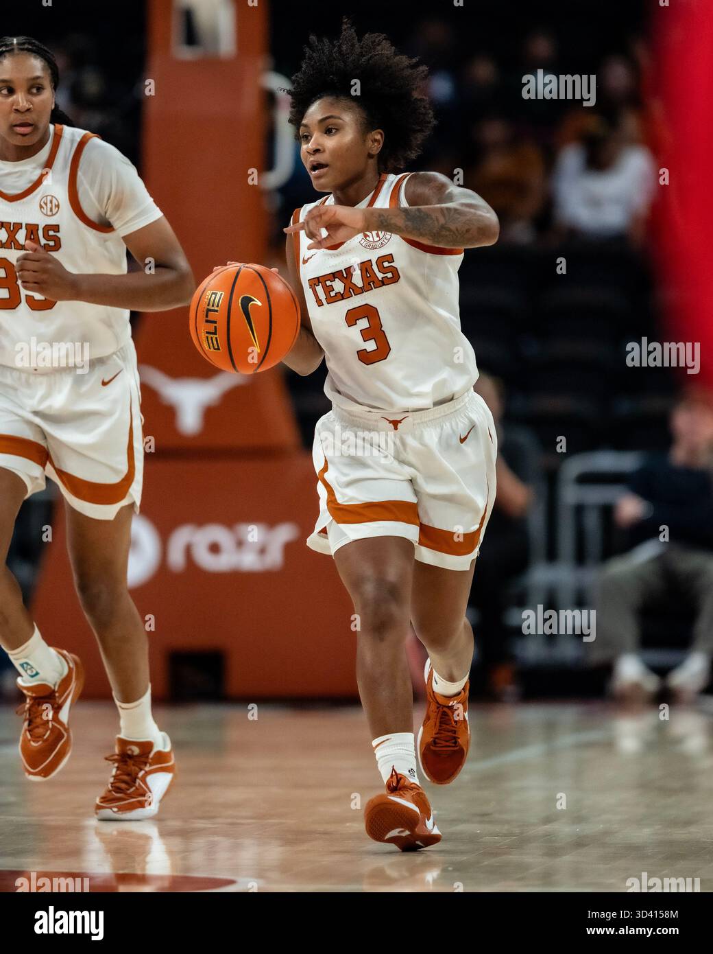 Nov 7 , 2025. Rori Harmon (3) of the Texas Longhorns in action vs the ...