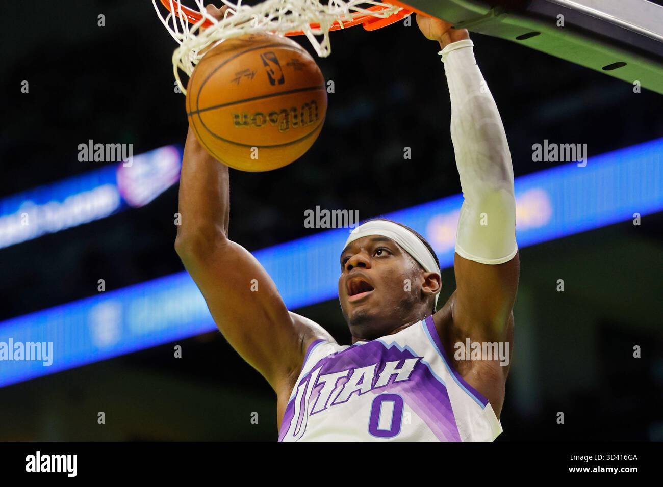 Utah Jazz forward Taylor Hendricks dunks against the Minnesota ...