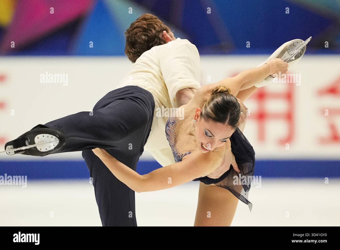 Sara Conti and Niccolo Macii, of Italy, perform during the pairs' free ...