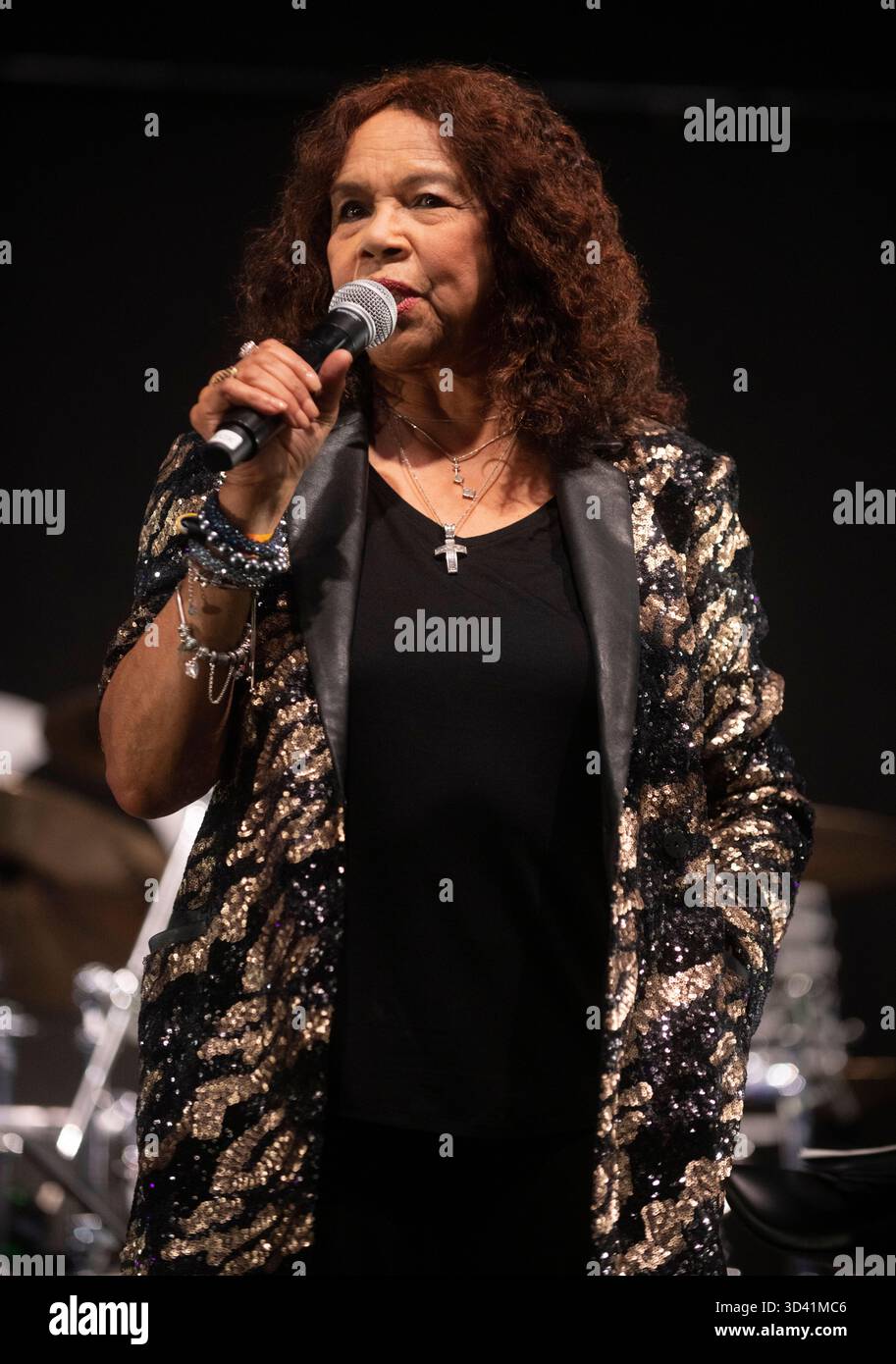 CANDI STATON at the Kite Festival 2023 , Kirlington Park oxfordshire ...