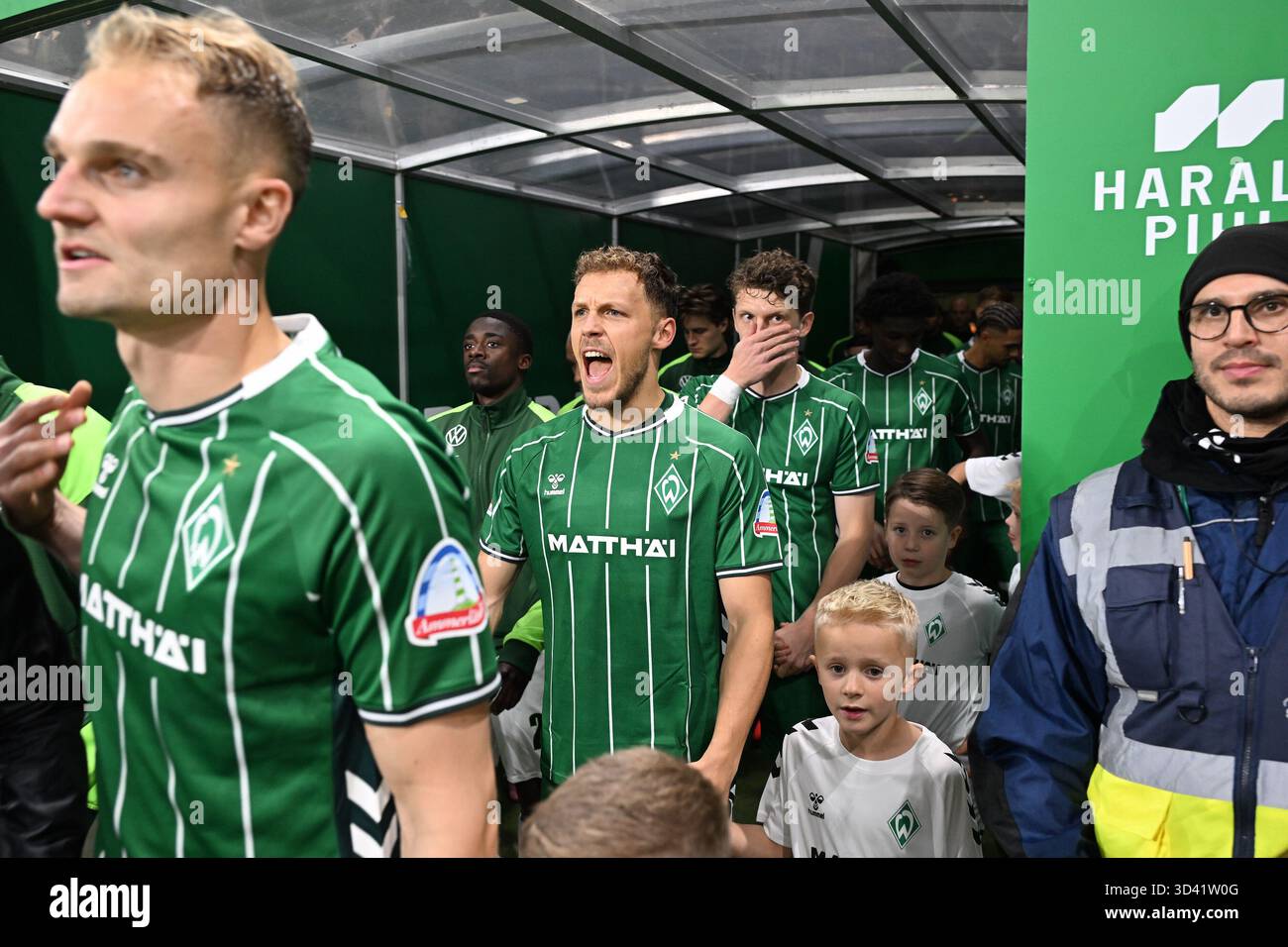 11/07/2025, Weserstadion, Bremen, GER, 1. FBL, SV Werder Bremen vs VFL ...