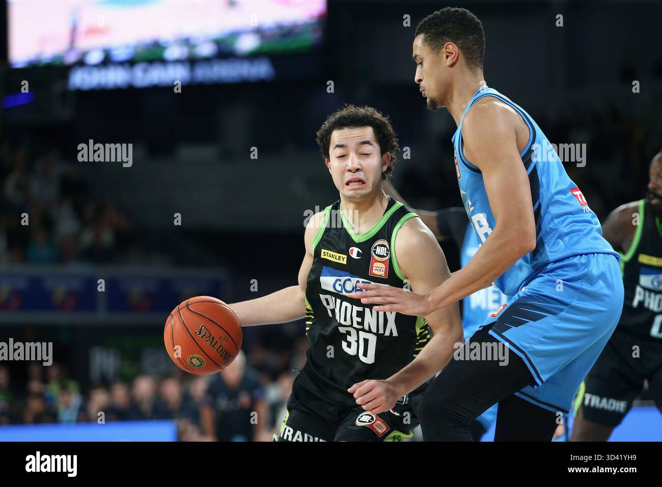 Owen Foxwell of Melbourne Phoenix drives to the basket during the NBL ...