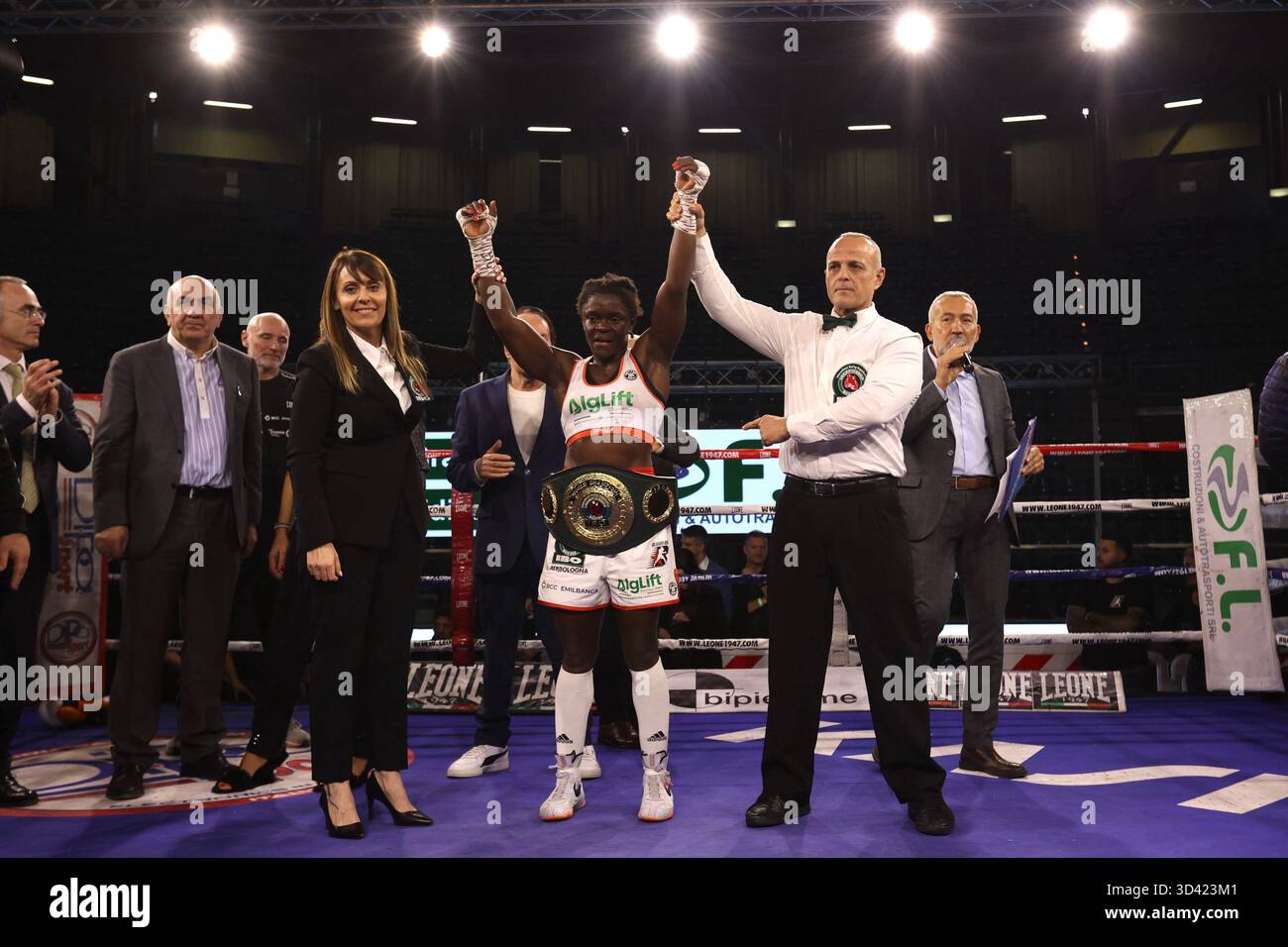 7 NOV 2025Bologna - paladozza, Titolo mondiale IBO leggeri Pamela ...
