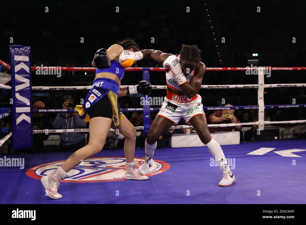 7 NOV 2025Bologna - paladozza, Titolo mondiale IBO leggeri Pamela ...