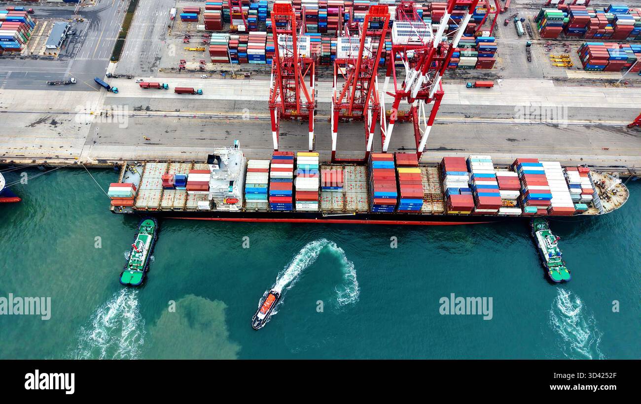 QINGDAO, CHINA - NOVEMBER 8, 2025 - A cargo ship loaded with foreign ...