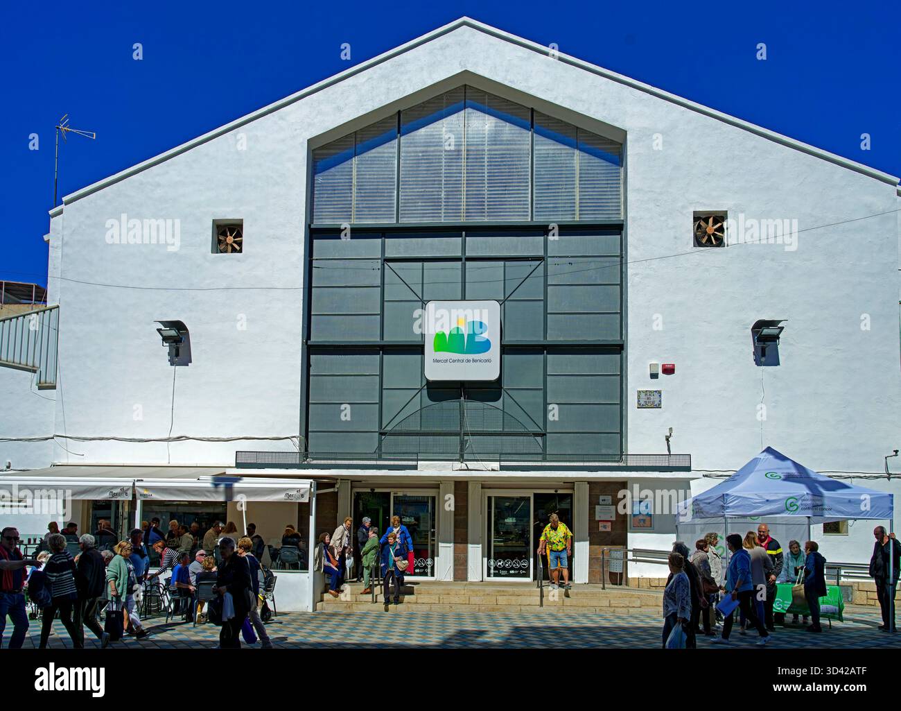 Mercado municipal market hall hi-res stock photography and images - Alamy