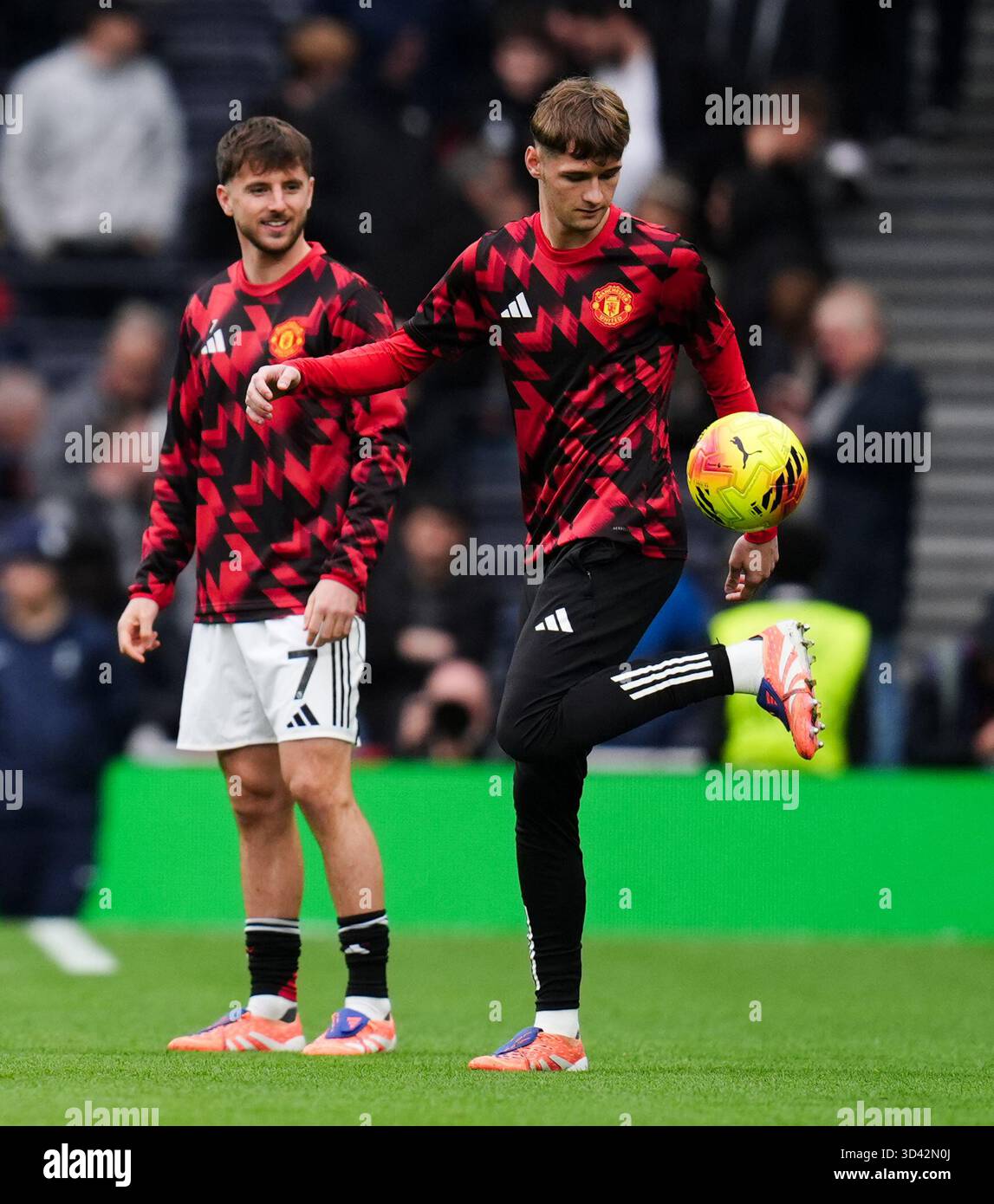 Manchester United's Jack Fletcher (right) with Mason Mount ahead of the ...
