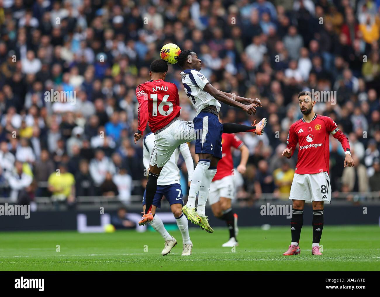 8th November 2025; Tottenham Hotspur Stadium, London, England; Premier ...