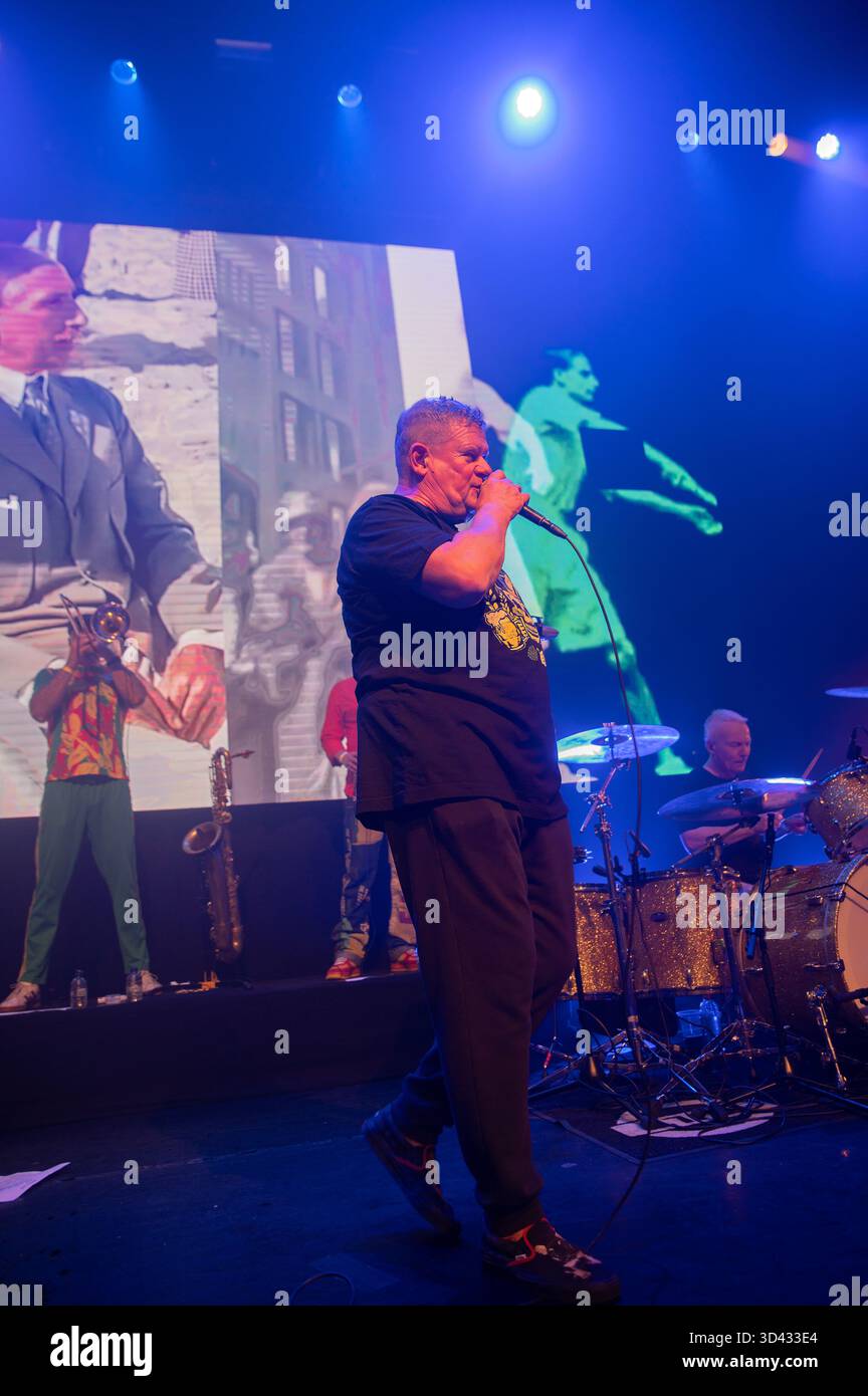 Punk rock factory band hi-res stock photography and images - Alamy