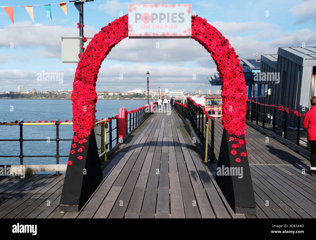Southend, UK. 08th Nov 2025. Southend Pier transformed into a moving ...