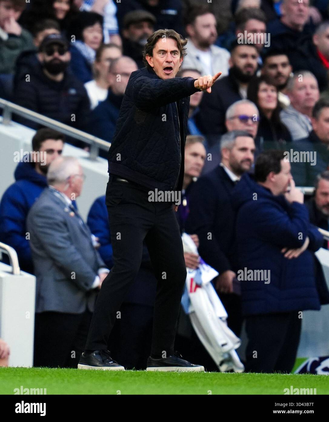 Tottenham Hotspur manager Thomas Frank during the Premier League match ...