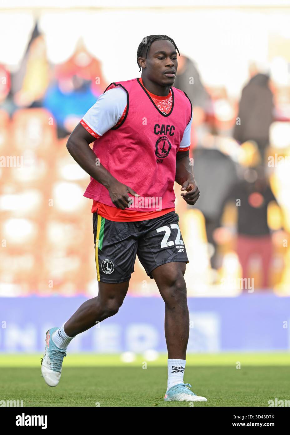 Charlton Athletic's Isaac Olaofe warms up ahead of the Sky Bet ...