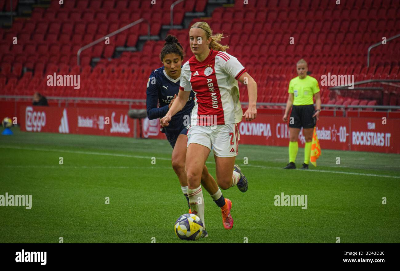 Amber Visscher (2 Ajax) during the game between Ajax and PSV women at ...