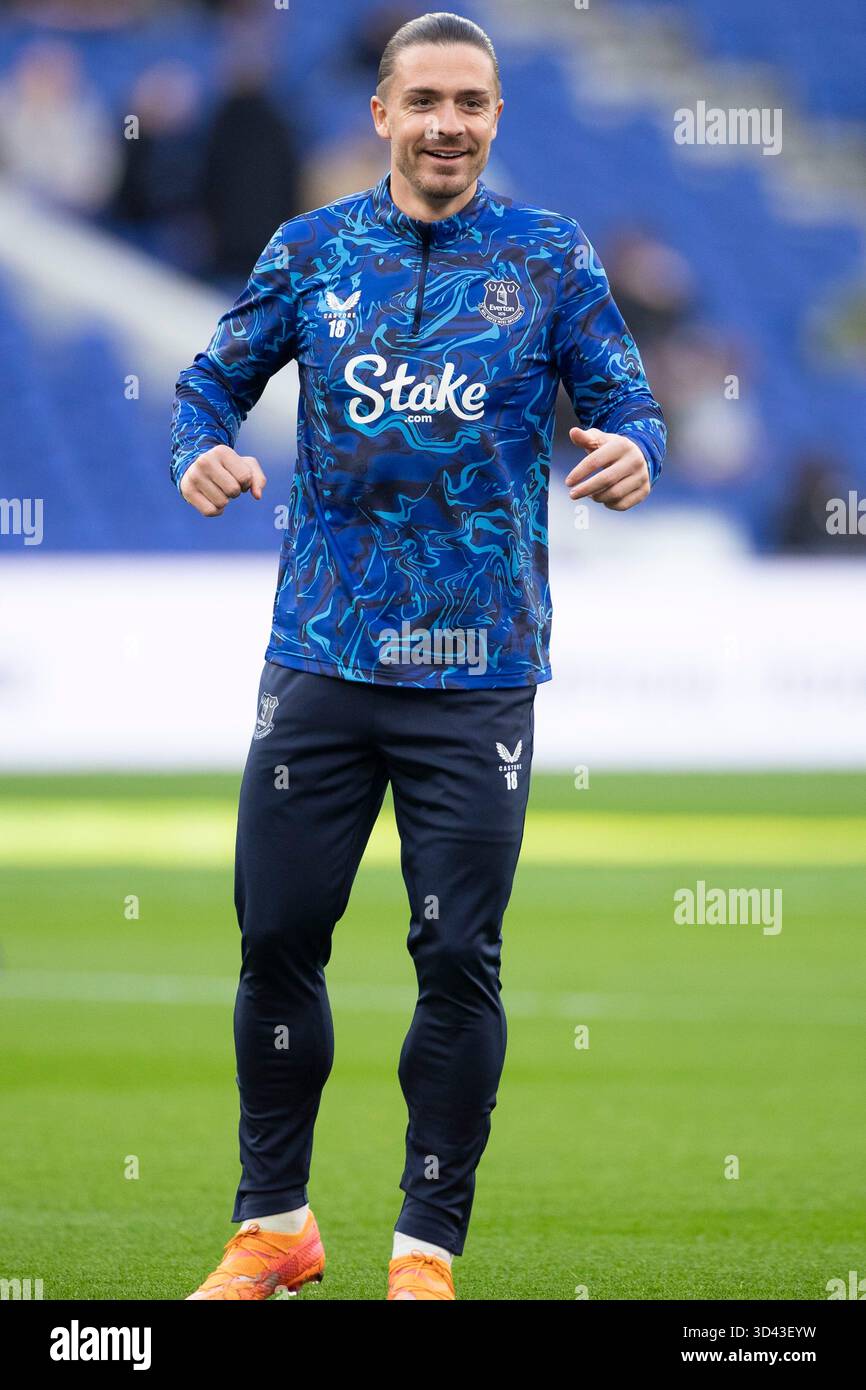 Everton FC #18 Jack Grealish warms-up before the match during the ...