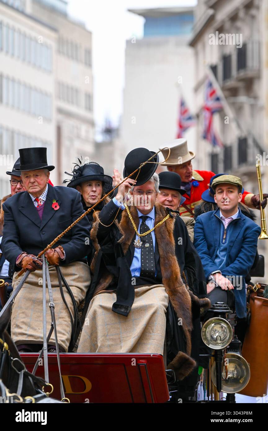 London, United Kingdom. 8 November 2025. Paraders take part in the ...