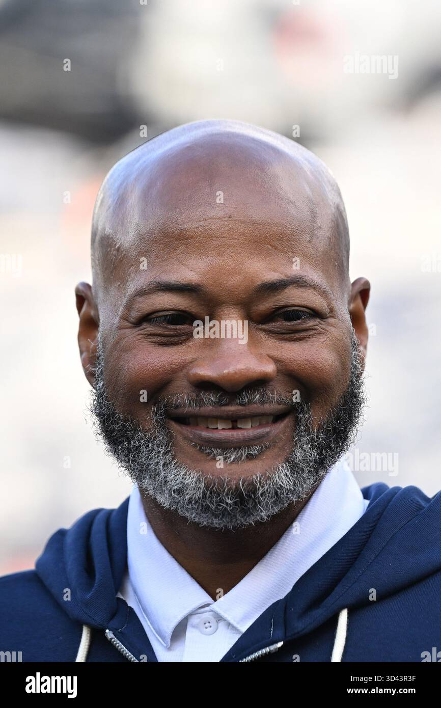Penn State interim head coach Terry Snith arrives to the field for an ...