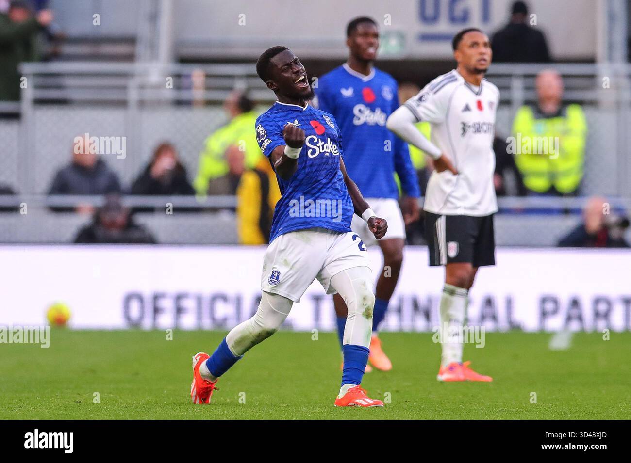 Idrissa Gueye of Everton celebrates his goal making it 1-0 during the ...