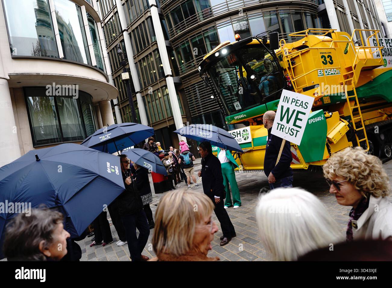 Lady Mayors Show in London The procession for the Lord Mayors Show ...