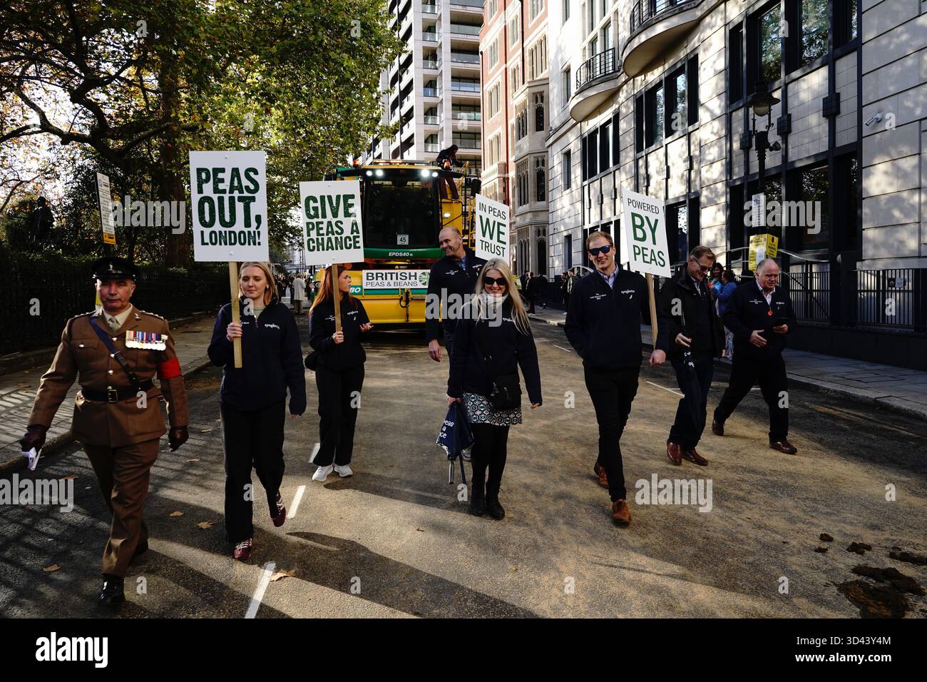 November 8, 2025, London, England, United Kingdom: The procession for ...