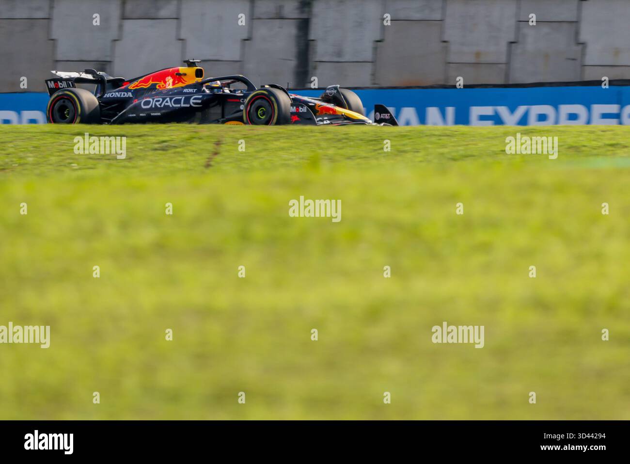 Max Verstappen (NED) - Oracle Red Bull Racing - Red Bull RB21 - Honda ...