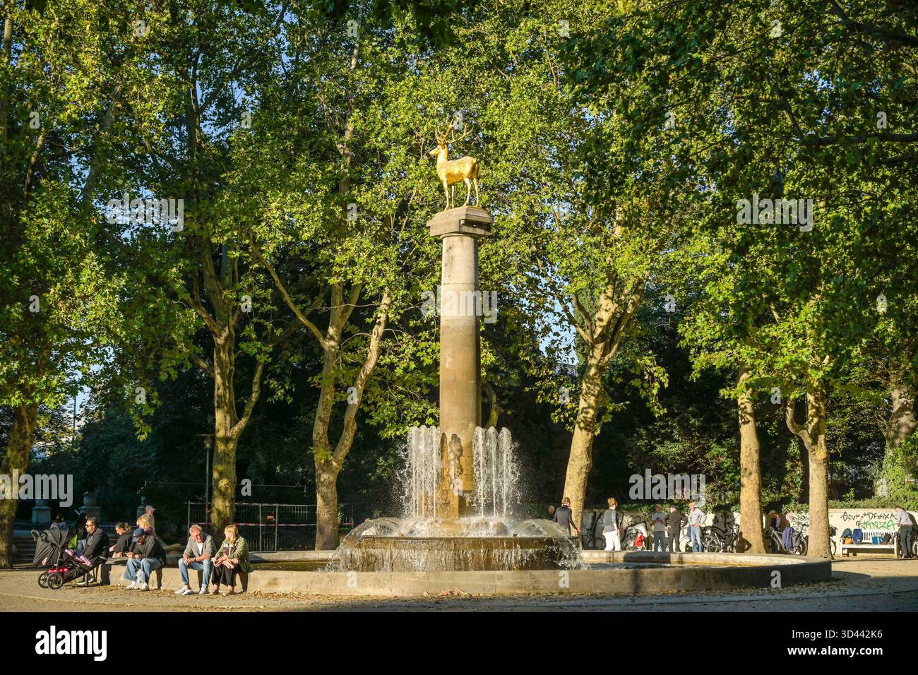Menschen, Freizeit, Brunnen Der Goldene Hirsch, Rudolph-Wilde-Park ...