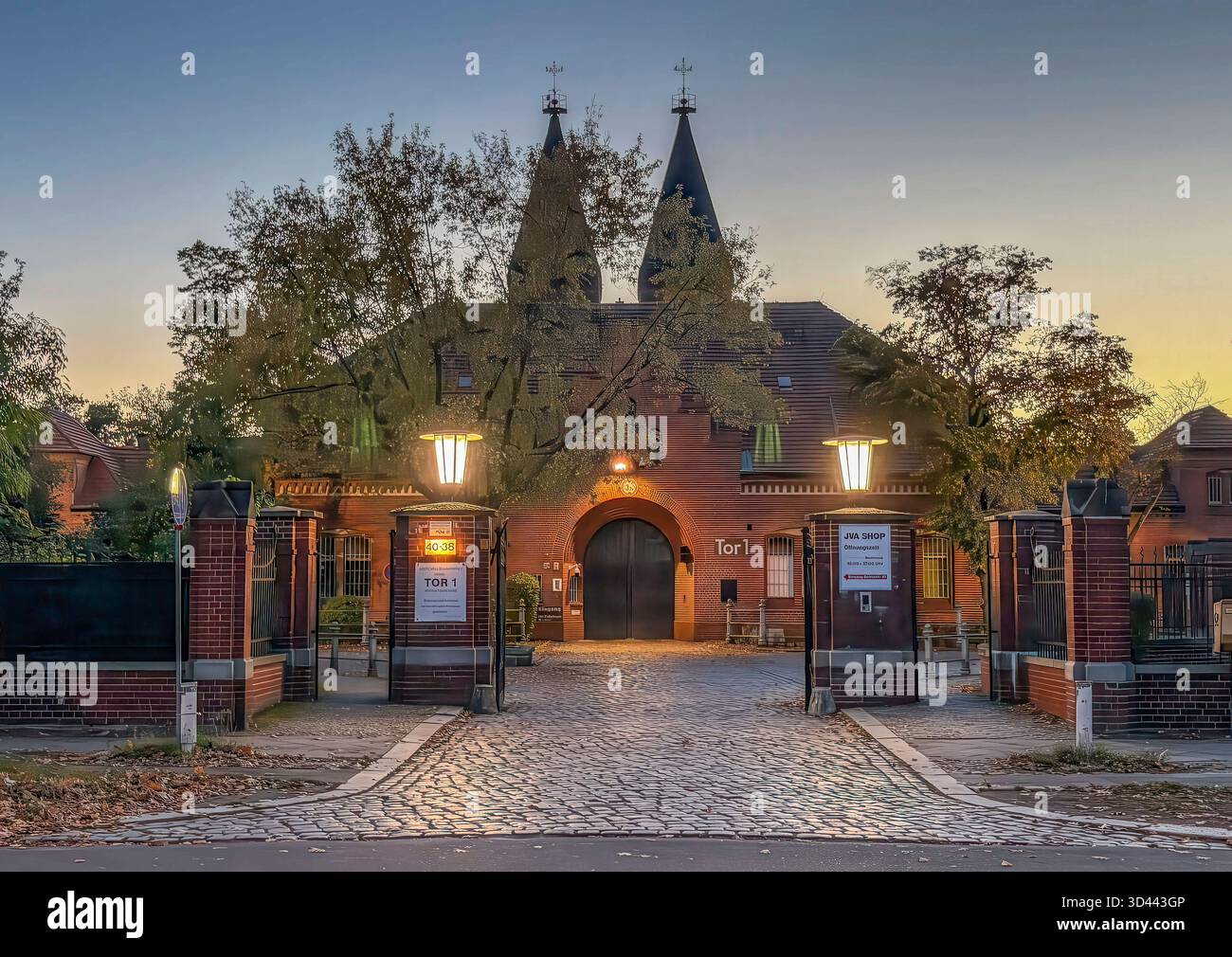 Justizvollzugsanstalt Tegel, Seidelstraße, Tegel, Reinickendorf, Berlin ...