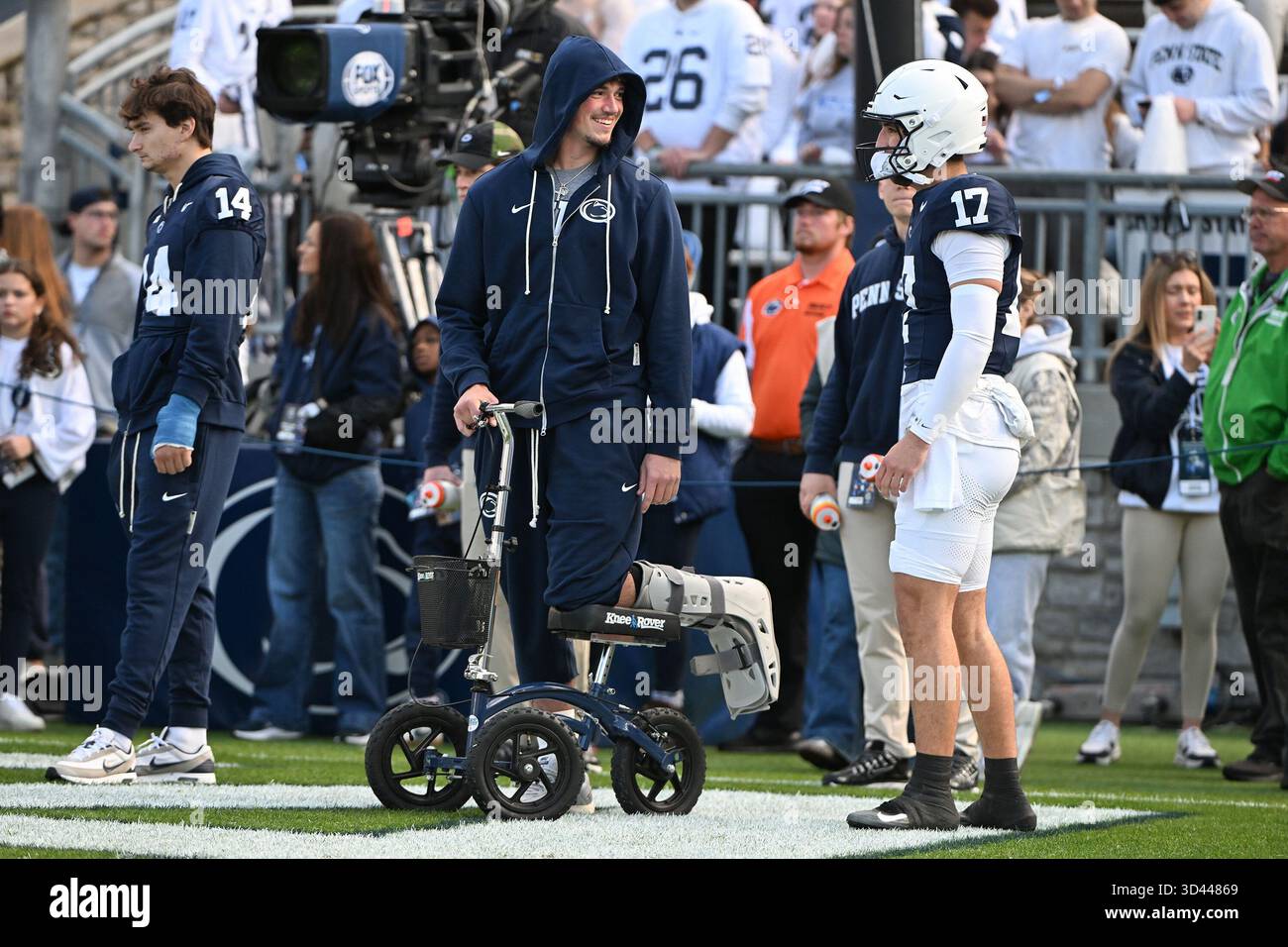 Penn State quarterback Drew Allar talks with Penn State quarterback ...