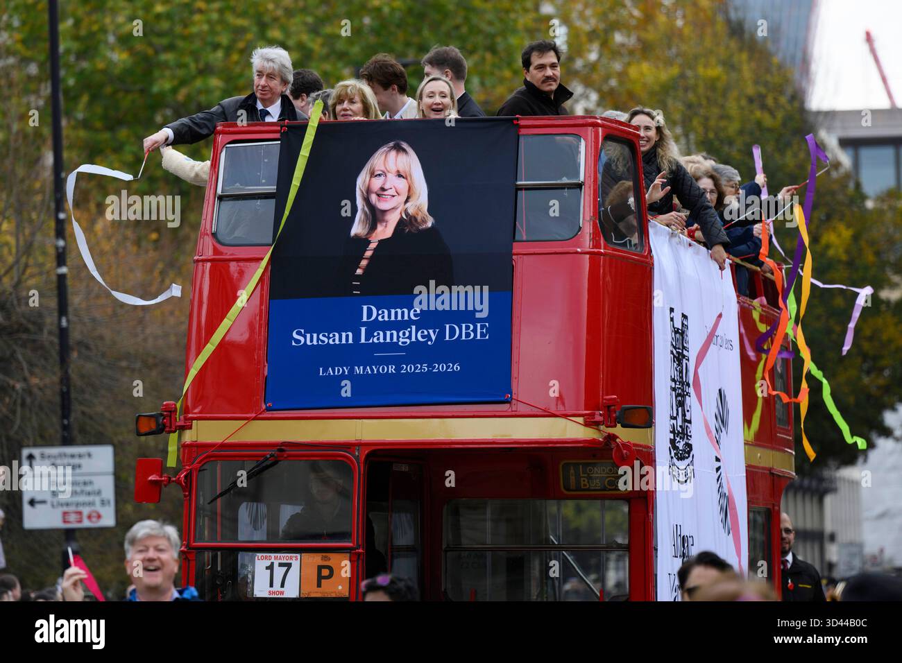 08/11/2025. London, UK Participants take part in the annual Lord Mayor ...